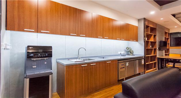 上海WeBase（M8车尚MALL）联合办公空间工位出租-WeBase（M8车尚MALL）共享办公室场地租赁-WeBase（M8车尚MALL）众创客空间孵化器出租